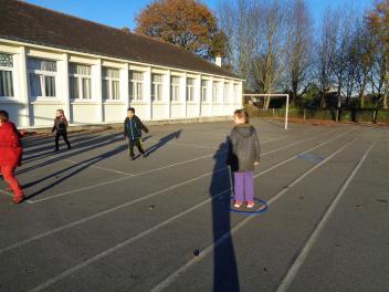 Sport : la thèque - École Coat Pin de Riec-sur-Belon
