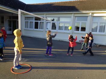Sport : la thèque - École Coat Pin de Riec-sur-Belon